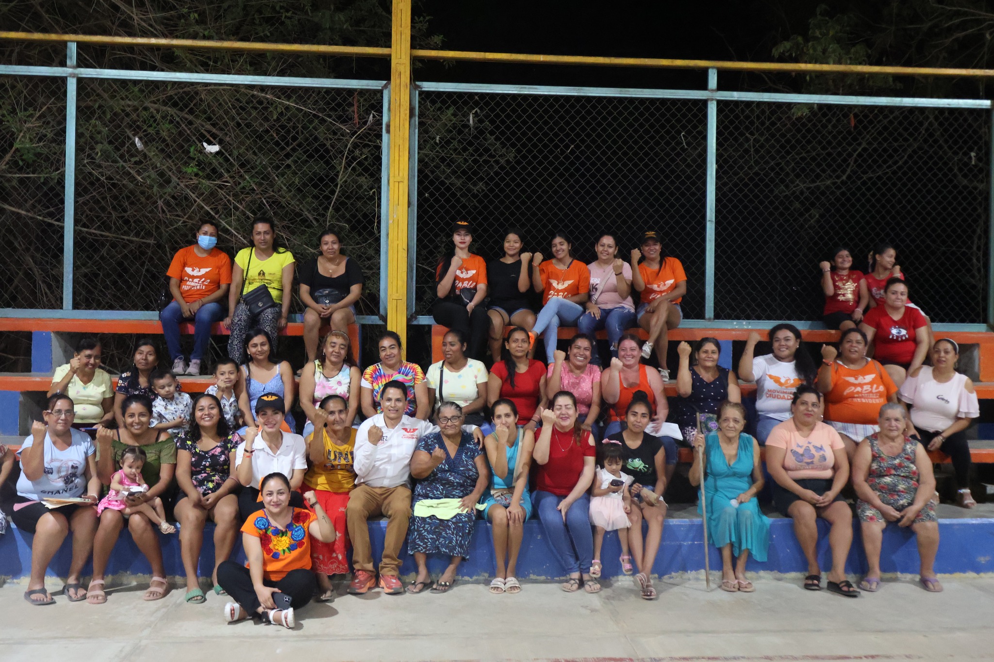 Visita de Pablo Ramírez Santana a la Col. Apolonio Castillo, La Vinata ...